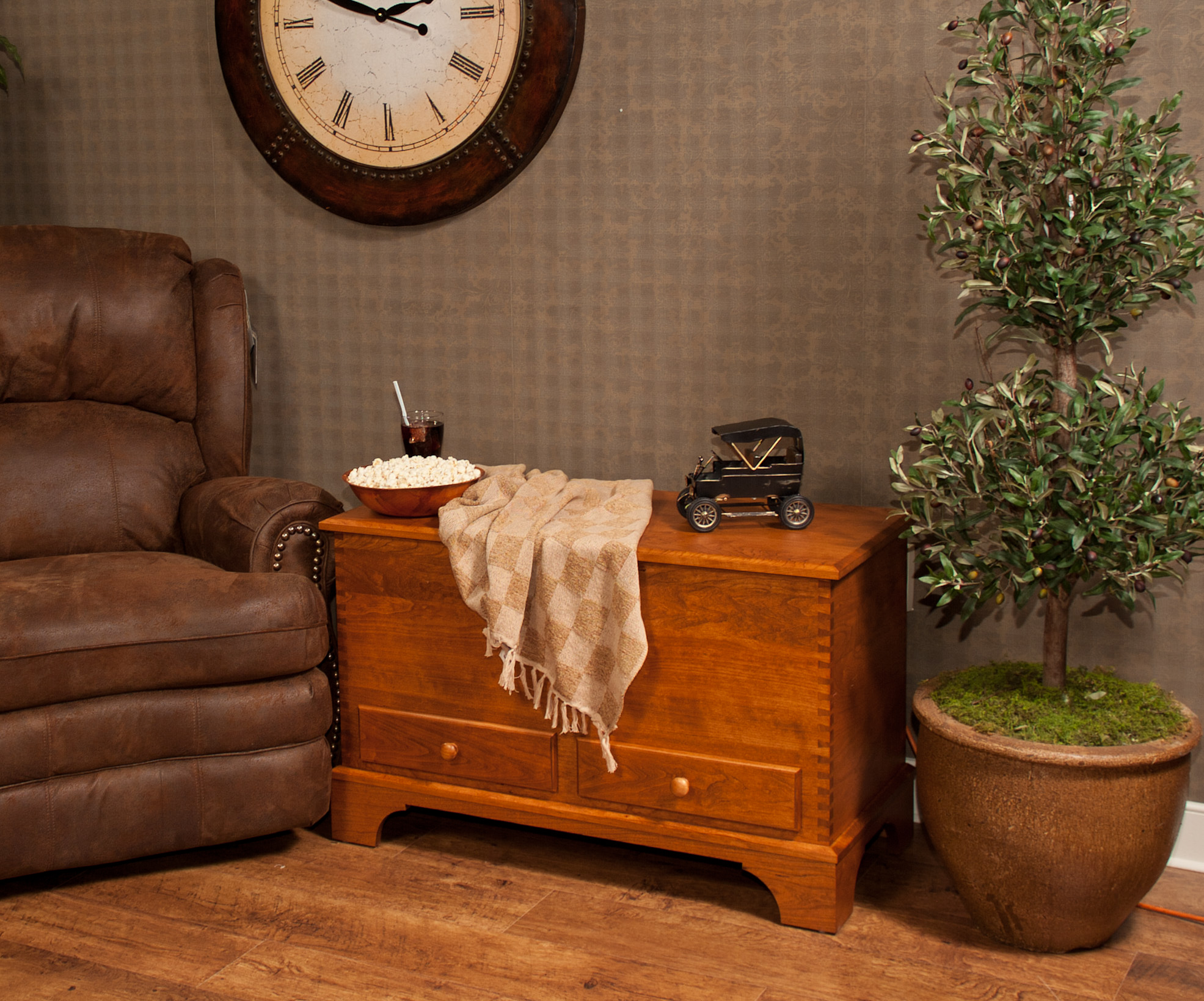 Handcrafted Deep Storage Chest | Quality Craftsmanship